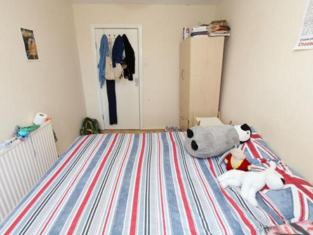 For Rent 5 Bedroom Shared Living/roommate London London DS90559708