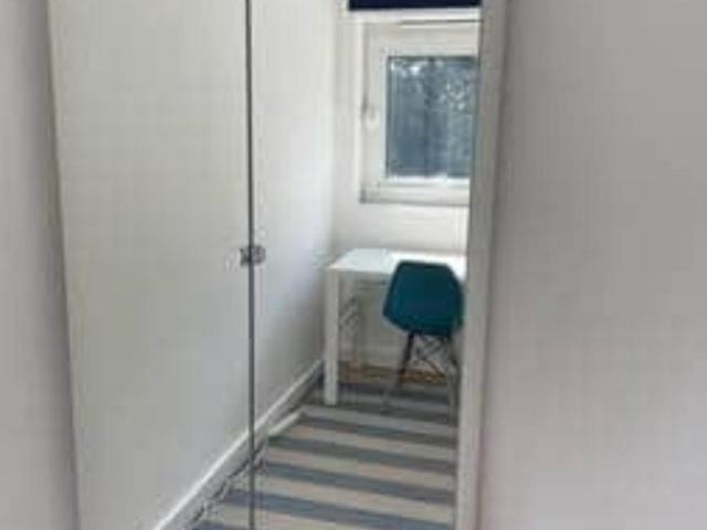 For Rent 5 Bedroom Shared Living/roommate London London DS90560493
