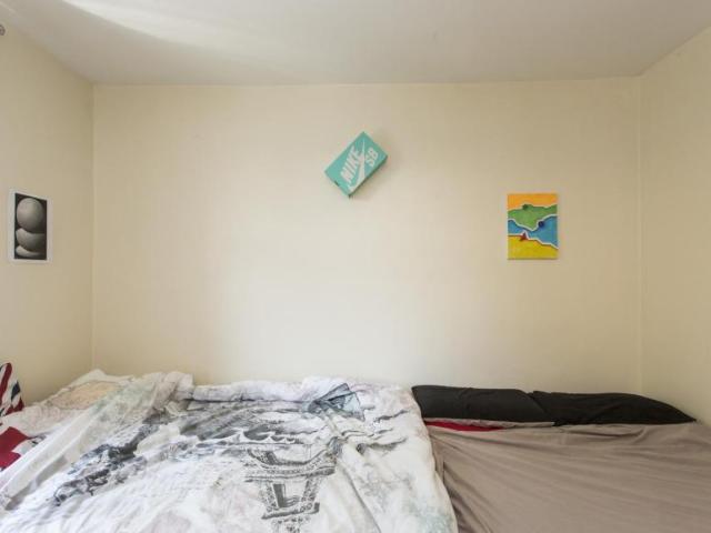 For Rent 5 Bedroom Shared Living/roommate London London DS90562370