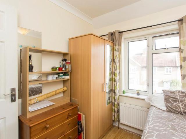 For Rent 5 Bedroom Shared Living/roommate London London DS90562757