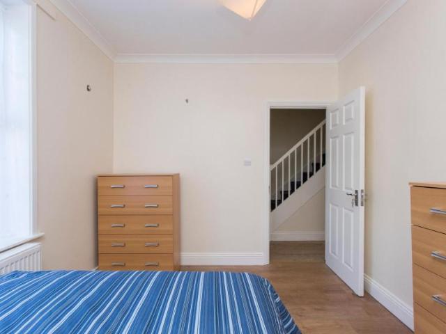 For Rent 5 Bedroom Shared Living/roommate London London DS90563242