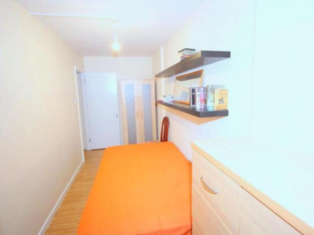 For Rent 5 Bedroom Shared Living/roommate London London DS90563575