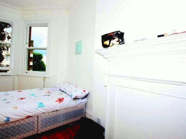 For Rent 5 Bedroom Shared Living/roommate London London DS90563626