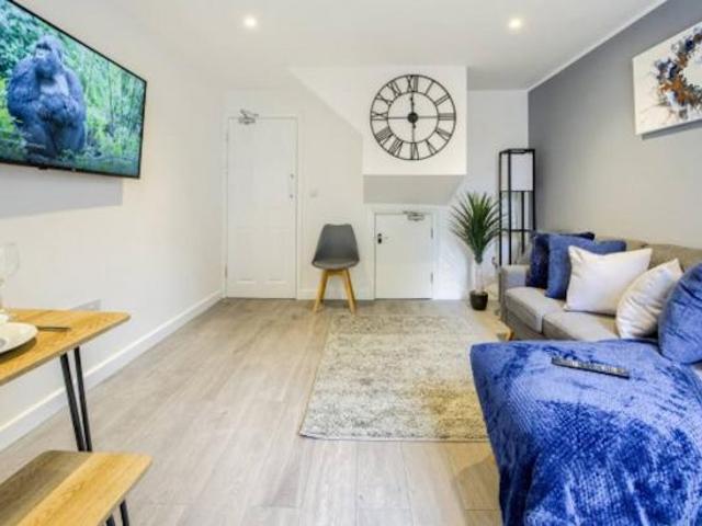 For Rent 6 Bedroom House Coventry Coventry DLS65827474