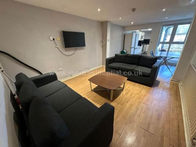 For Rent 6 Bedroom House Lenton East Midlands DLS98286195