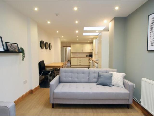 For Rent 6 Bedroom House Selly Oak West Midlands DS98286315
