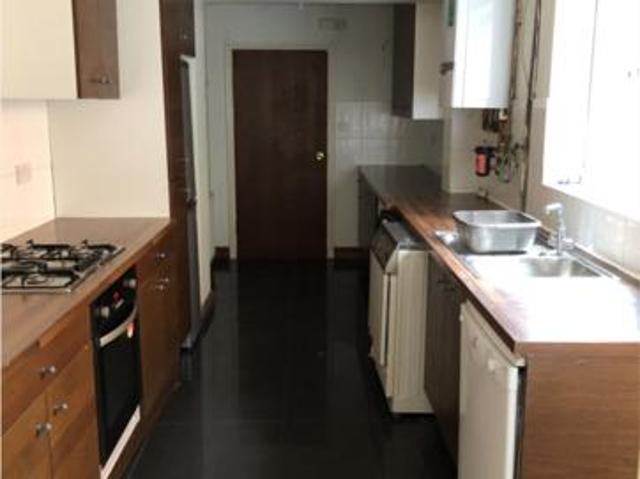 For Rent 6 Bedroom House Reading Berkshire DLS101874745