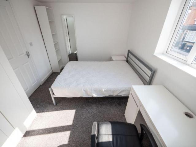 For Rent 6 Bedroom Shared Living/roommate Birmingham Birmingham DS90563799