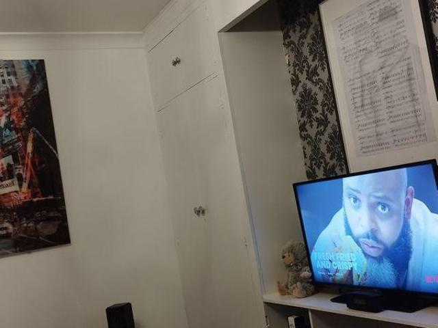 For Rent 6 Bedroom Shared Living/roommate Greater London England DS96649133