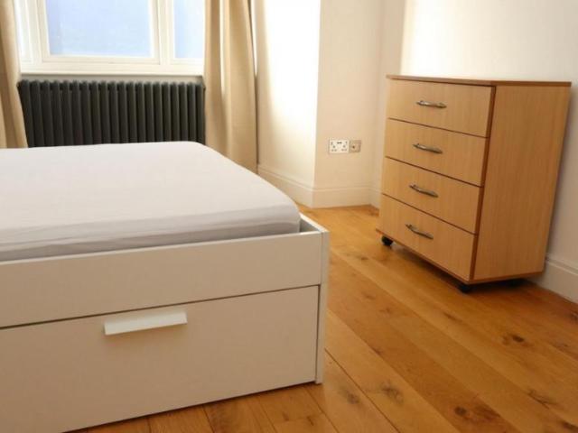 For Rent 6 Bedroom Shared Living/roommate London London DLS90559607