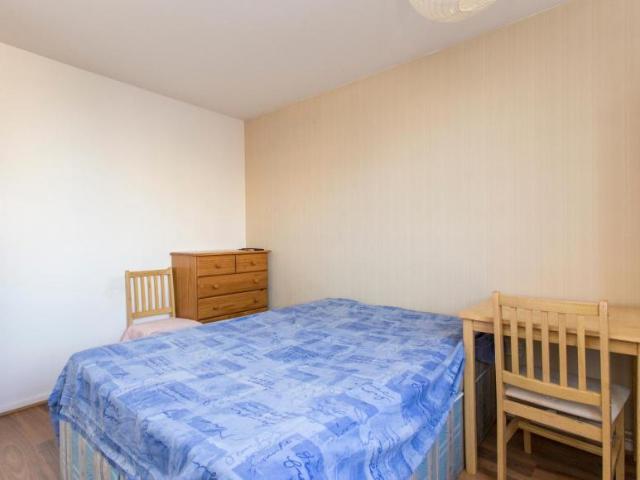 For Rent 6 Bedroom Shared Living/roommate London London DLS90560379