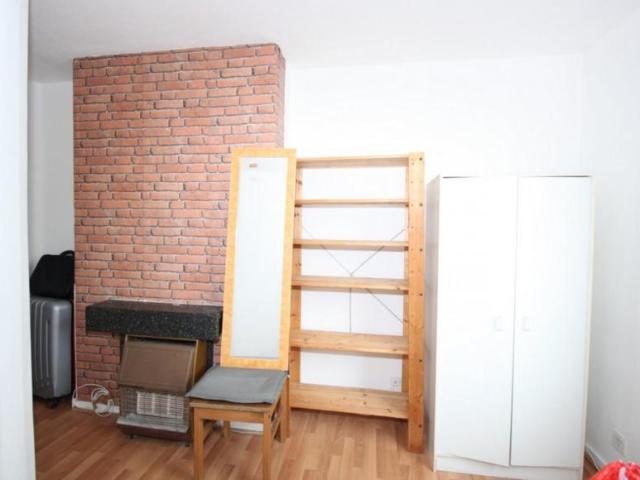 For Rent 6 Bedroom Shared Living/roommate London London DLS90562850