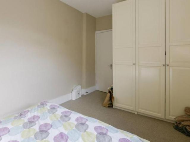 For Rent 6 Bedroom Shared Living/roommate London London DLS90563415