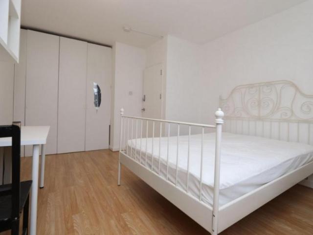 For Rent 6 Bedroom Shared Living/roommate London London DS90559337