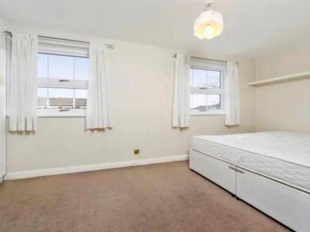 For Rent 6 Bedroom Shared Living/roommate London London DS98191331