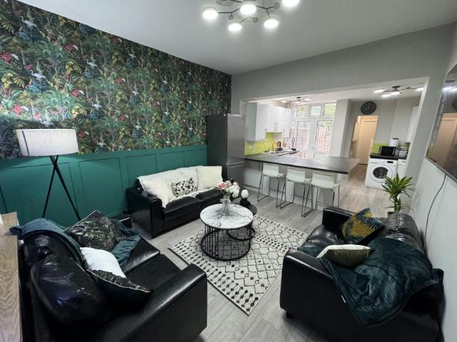 For Rent 7 Bedroom House Selly Oak West Midlands DLS100212773
