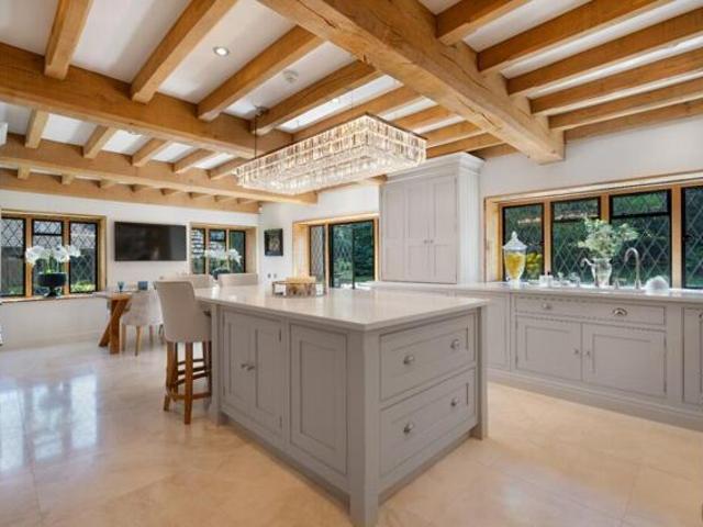 For Rent 7 Bedroom House Windlesham Surrey DLS101729759