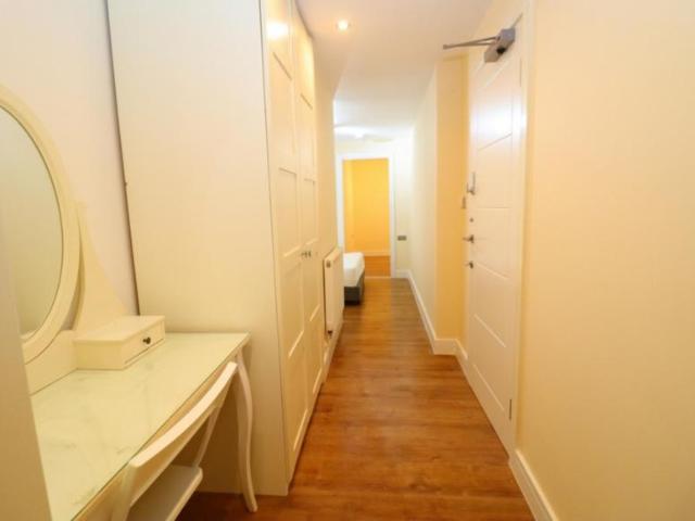 For Rent 7 Bedroom Shared Living/roommate London London DS90563756