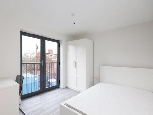 For Rent 7 Bedroom Shared Living/roommate Sheffield Sheffield DS90560889