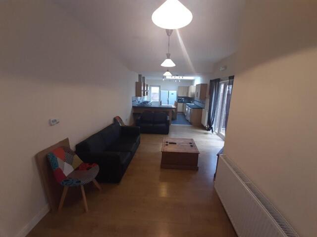For Rent 8 Bedroom House York North Yorkshire DS100243616