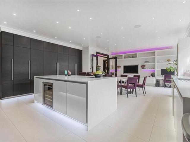 For Rent 9 Bedroom House London London DLS101275400
