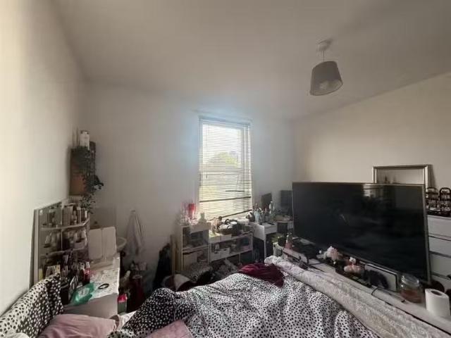 Just in! 9 bedroom house share for rent in Gerald Road, Bourne.