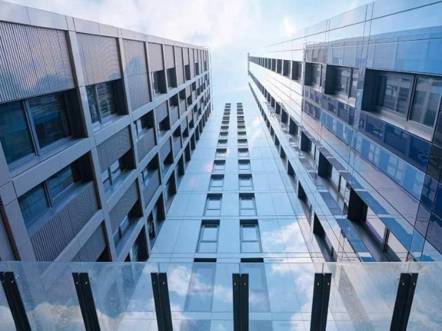 For Rent 100 Bedroom Shared Living/roommate London London DS90563886