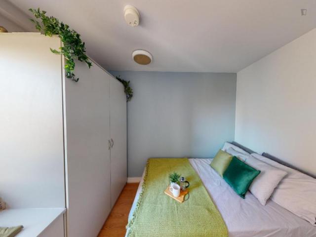 For Rent 165 Bedroom Shared Living/roommate Liverpool Liverpool DS90562035