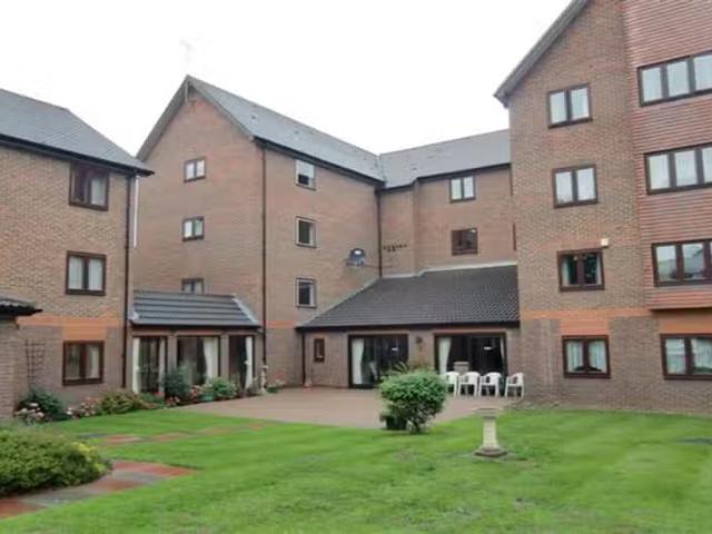 New 1 BA Retirement property for rent in Autumn Lodge, South P.