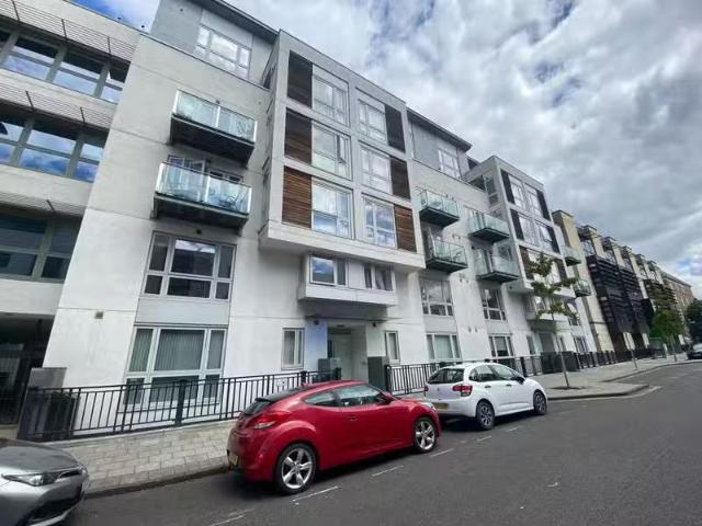 New 1 BA Studio apartment for rent in City Centre, Deanery Roa.