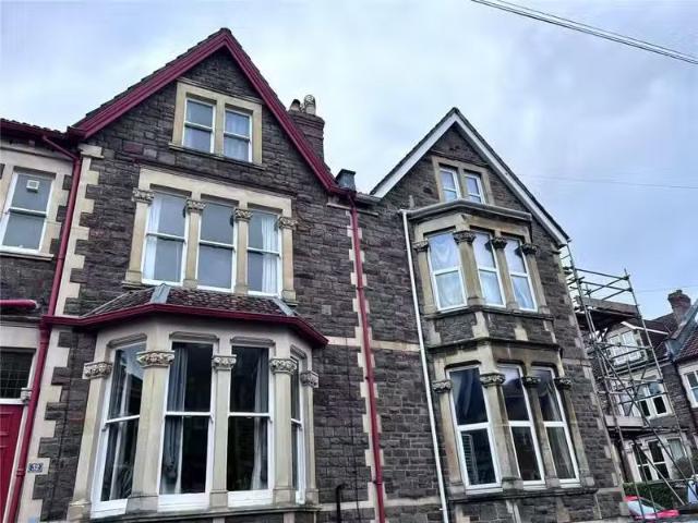 New 1 BA Studio flat for rent in Manor Park, Flat 1, Redland.