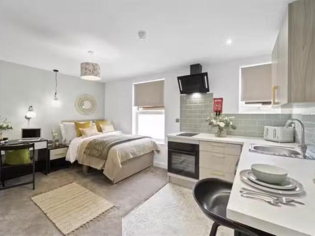 Charming 1 BA Studio flat for rent in Burnside, Alvaston, Derb.