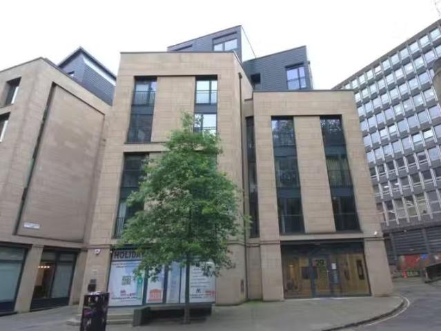 Rental! 1 BA Studio flat for rent in Kings Stables Road, Grass.