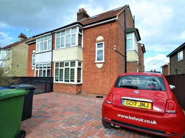 Nice 1 BA Studio flat for rent in Lovell Road, Cambridge, CB4