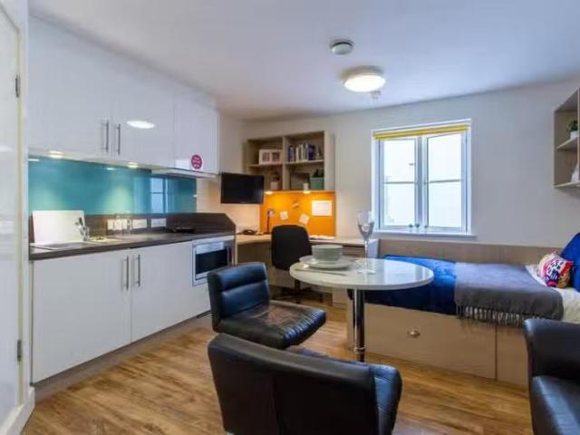 Cozy 1 BA Studio flat for rent in Student Only 51/44 Weeks E.