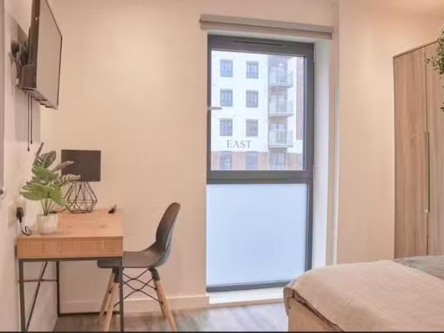Nice 1 BA Studio flat for rent in 73 Paintworks, Arnos Vale, B.