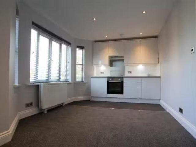 For Rent! 1 BA 1 bedroom apartment for rent in 14 Steyning Cou.