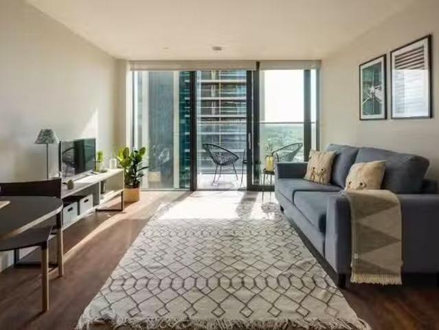 Unique 1 BA 1 bedroom apartment for rent in Commercial Way, Wo.