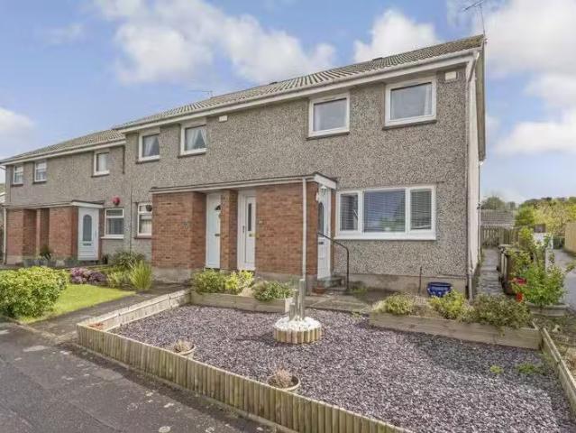 Cheap 1 BA 1 bedroom apartment for rent in Baberton Mains Rise.