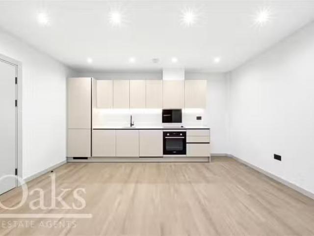 New 1 BA 1 bedroom apartment for rent in Dingwall Road, East C.