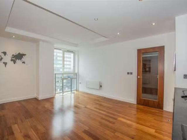For Rent! 1 BA 1 bedroom apartment for rent in Newport Road, C.