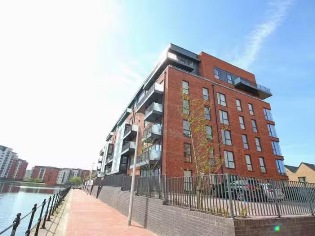 Cheap 1 BA 1 bedroom apartment for rent in Schooner Wharf, Car.