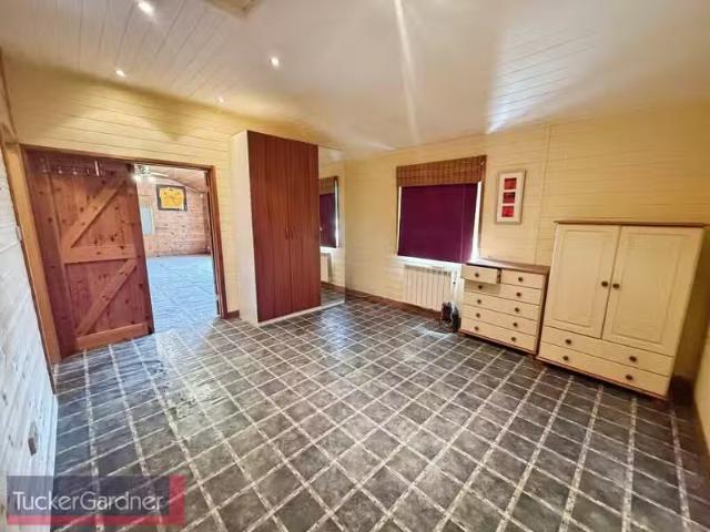 For Rent! 1 BA 1 bedroom apartment for rent in Stretham Statio.