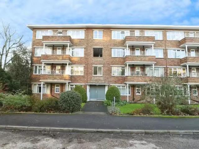 Deal! 1 BA 1 bedroom apartment for rent in Poole Road, Poole.