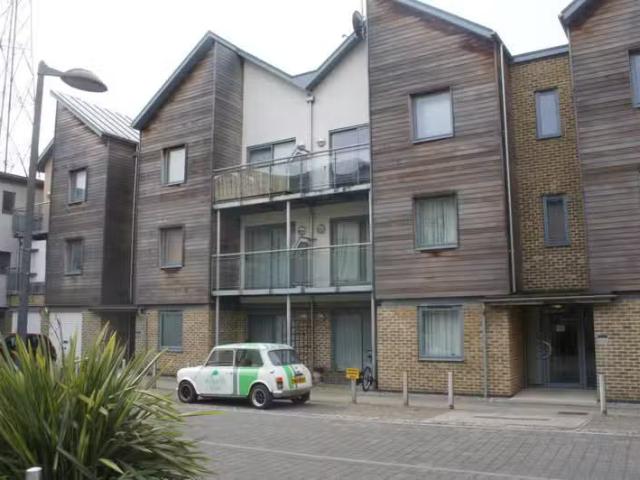 New 1 BA 1 bedroom flat for rent in Marine House, Colchester.