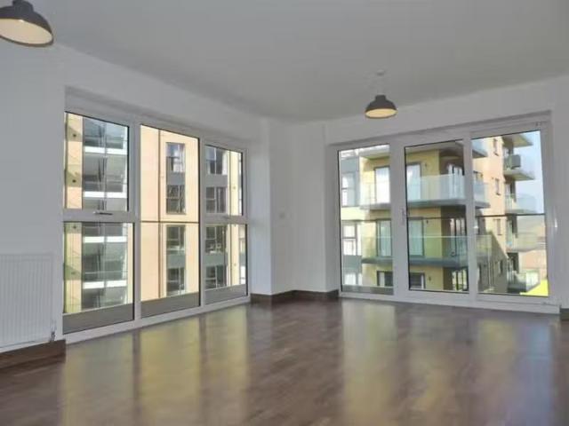 Cheap 1 BA 1 bedroom flat for rent in Mill Pond Road, Dartford.
