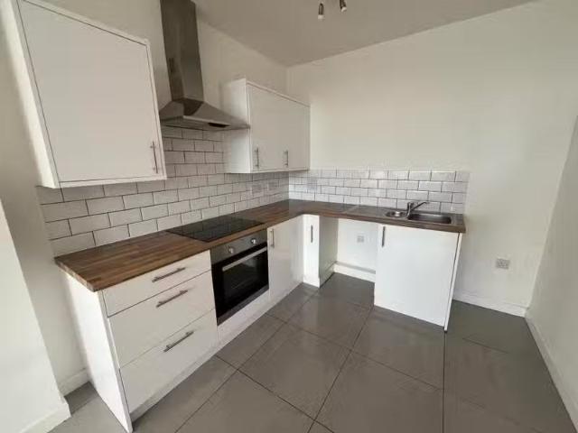 Cheap 1 BA 1 bedroom flat for rent in Oxford Street, KIDDERMIN.
