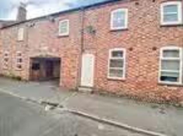 Rental! 1 BA 1 bedroom flat for rent in Offmore Road, Kiddermi.