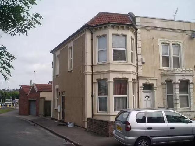 Charming 1 BA 1 bedroom flat for rent in Felix Road, BS5