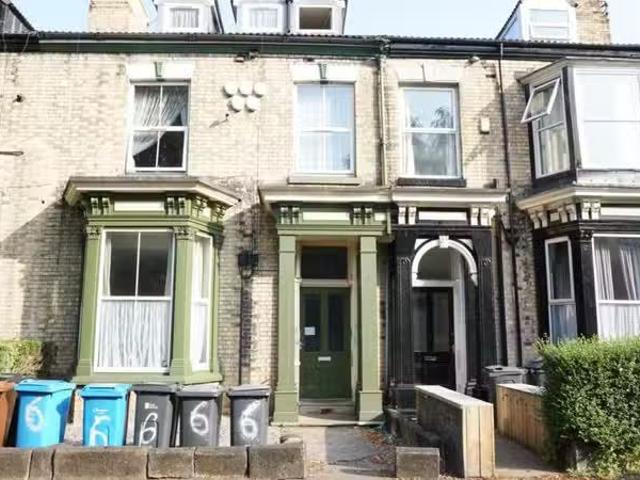 Cheap 1 BA 1 bedroom flat for rent in Flat 4, 6 Eldon Grove, B.
